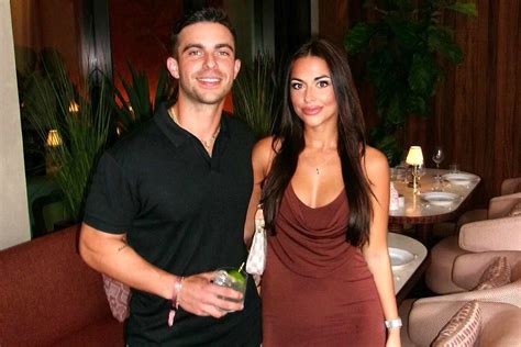 “bachelor ”alum Starr Skyler Gets Engaged To Boyfriend Keaton Aspuru In