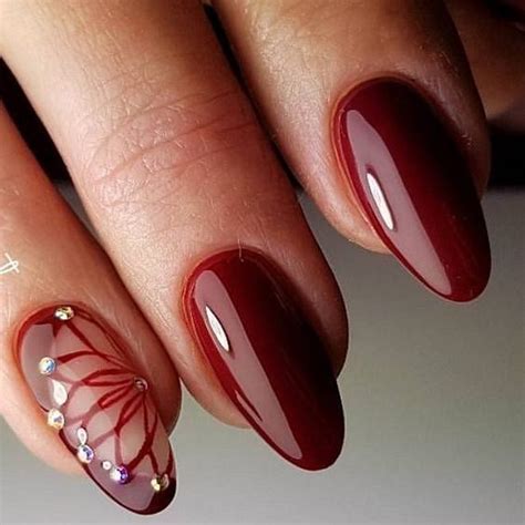 Красивый бордовый маникюр 2024 лучшие идеи дизайна Дизайнерские ногти Гелевые ногти