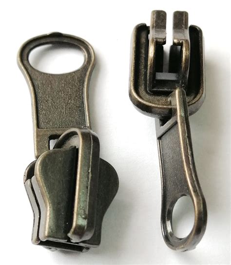 Плъзгач за Л зъб Т5 никел ЦИПОВЕ ВИДОВЕ Плъзгачи за ципове