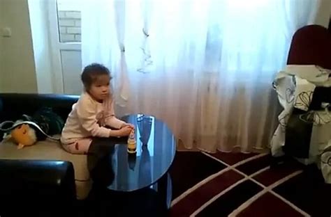 Брат включил сестре порно Смотреть онлайн в поиске Яндекса по Видео