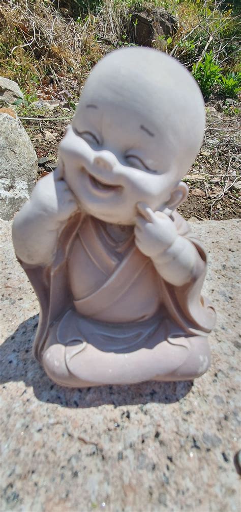 존의 사람들이 다 아는 얘기를 할까한다 선거 때만 돼면 희생정신을 비롯 대한민국의 진정한 애국자가 되는 사람들이 있다 예컨대 다른 때는 나오지도 않고 국민 군민을