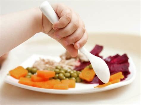 Цэцэрлэгийн хүүхдийн хоолны зардлыг 500 525 төгрөгөөр нэмлээ