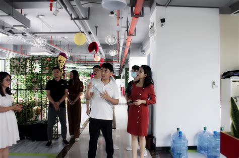 协会动态 用AI让人类更幸福智推力之旅走进鹊哥健康