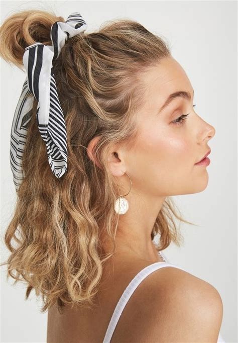 Styling The Short Hair With A Scrunchie Knit Outta The Box