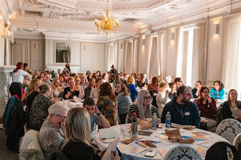 Women Autism And Neurodivergence Daisy Chain