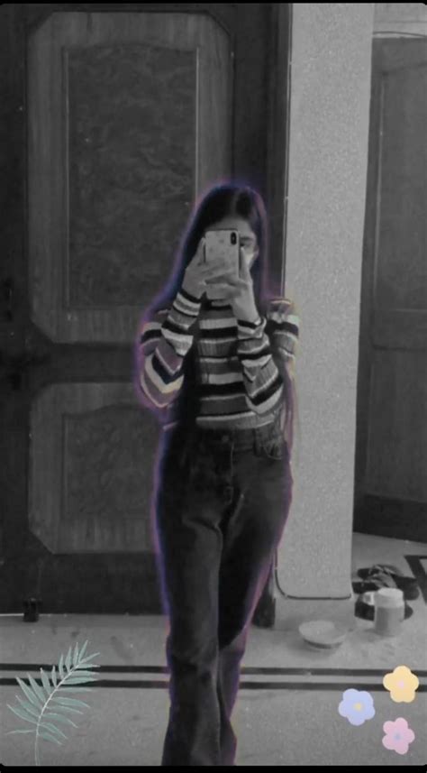 Pin By Lovedeep Dhiman On Lovedeep Singh Fashion Song Cute Selfies Poses Girly Photography