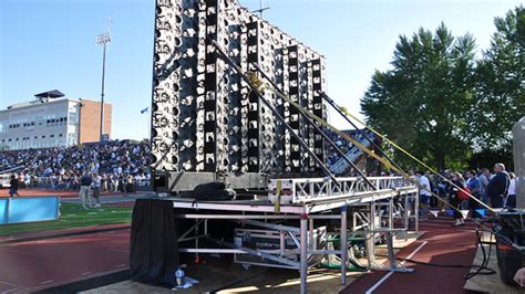 LED Screen Rental Installation How To Do Effectively Linsn LED