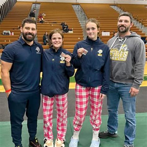 Helzer Klink Headed On To States Tri City Times