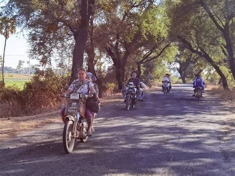 Khit Thit Media On Twitter ဆားလင်းကြီးတွင် စစ်တပ်က ကျေးရွာ ၃ ခုကို မီးရှို့ဖျက်ဆီး၊ ကျေးရွာ ၁၀