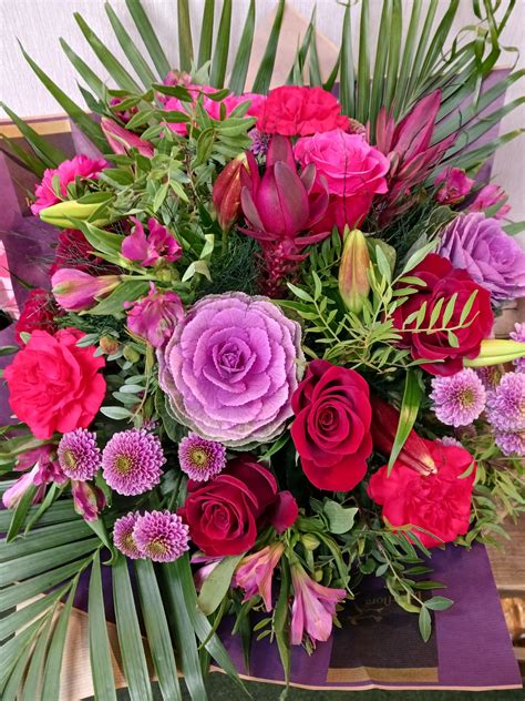 Ruby And Plum Romance Lockwoods Florist