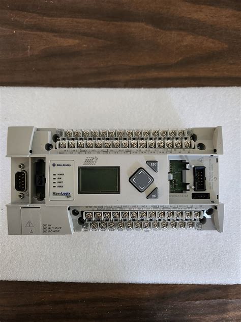 Allen Bradley 1766 L32bxb Micrologix 1400 Programmable Logic Controller Lagpat