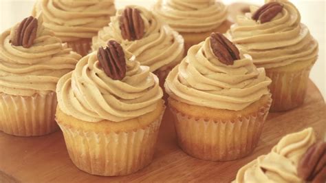 피넛버터크림 머핀 고소한 땅콩 버터 크림 컵케이크 땅콩버터머핀 Youtube