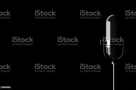 근접 촬영 빈티지 실버 마이크와 빈 공간을 당신에 대 한 텍스트 3 차원 렌더링 마이크에 대한 스톡 사진 및 기타 이미지 마이크 오래된 Dj Istock