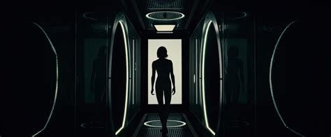 Nackte Shailene Woodley In Allegiant