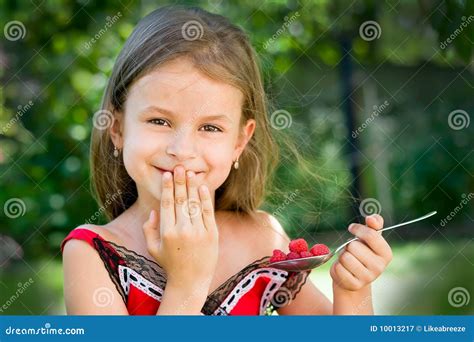 Girl Eating Raspberry Stock Image Image Of Beauty Spoon 10013217