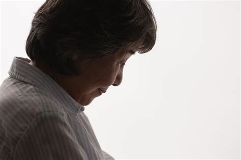 你也有年齡焦慮嗎很正常打破框架第一步釐清焦慮背後的主要原因女人迷 Womany