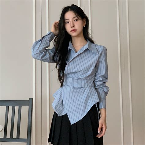 언니가간다 얼리어텀 3천장돌파허리잘록 팅커 사선 랩 셔츠 핏보장 베이직 버튼 긴팔 셔츠 페미닌 데일리 하객룩 블라우스 슬림 롱 정장 페블럼 레이어드 날씬 스트라이프