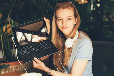 How To Fix Headphones Not Working In Windows 10