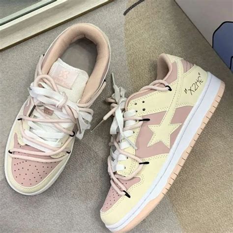2915에서 새로운 2024 스니커즈 Vulcanized 핑크 귀여운 패션 여성 레이스 업 스케이트 보드 신발 Ca Sual Dhgate