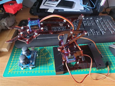 Pieds Pour Kit Pince Bras Arduino Sg90 Robot Arm Par Minivanbuzz Makerworld