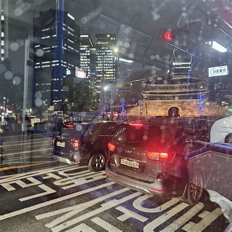 비 오는 커피인쇄소