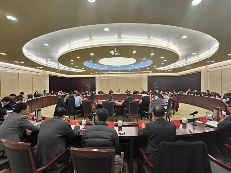市地方金融监管局组织召开全市融资租赁公司监管与发展座谈会