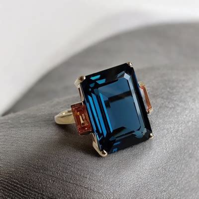 1890 Ct Emerald Cut Natural London Blue Topaz 14k Yellow Gold