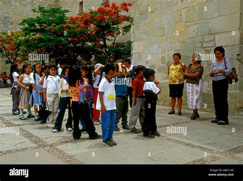 Mexican Women Mexican Students College Students University Students