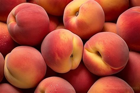 A Pile Of Peaches Background High Resolution Fruit Background Background Image And Wallpaper