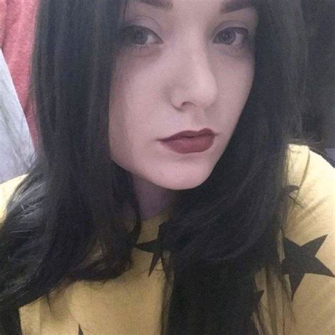 Nana Shyne Webcam Model Profile Superchatlive