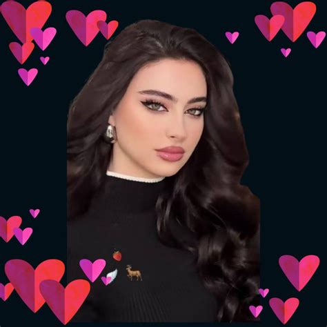 أعطاها حبوب منشطه وهي تفتكر يستخدمها😂 أعطاهاحبوبمنشطهوهيتفتكر