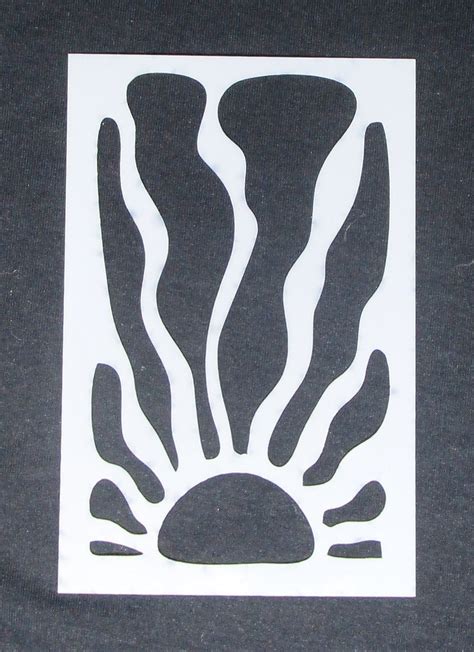Stencil 6 X 4 Squiggle Sun At Bottum