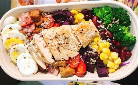 安和骨健康理疗店加盟费多少钱安和骨健康理疗店加盟费低至384万元安和骨健康理疗店加盟怎么样大学减脂餐项目背景：黄金创业机会，塑造健康饮食新风潮加盟星百度招商加盟服务平台