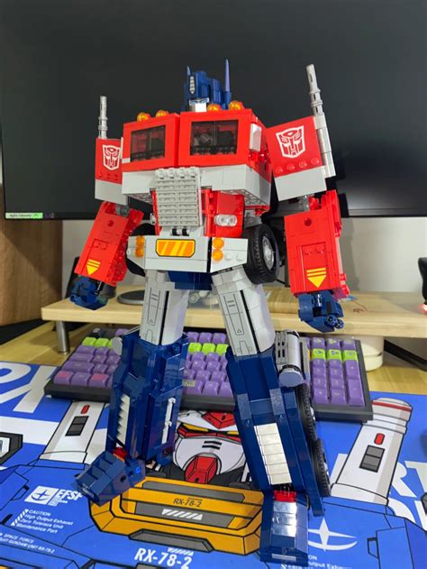 乐高擎天柱5月擎天柱乐高大山谷图库