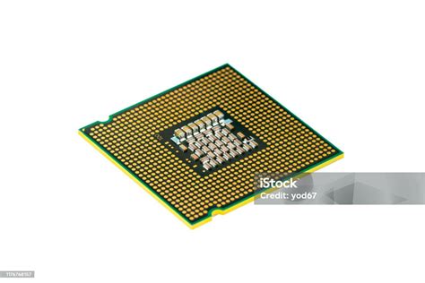 흰색 배경에 Cpu 프로세서 칩의 이미지입니다 장비 및 컴퓨터 하드웨어 중앙 처리 장치 마이크로 프로세서 0명에 대한 스톡 사진