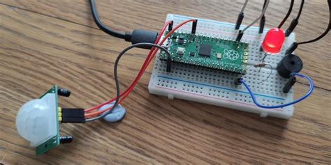 How To Make An Intruder Alarm With Raspberry Pi Pico