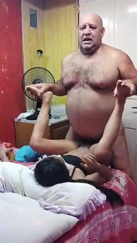 Papai Ursão Hetero Metendo