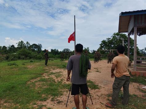 Lu Yaung တစ်ခါတုန်းက ငါတို့နားမှာ သုံးလုံးဂိတ်တစ်ခုကဆိုးနေလို့ ပြည်သူတွေက လာလာတိုင်ကြတယ