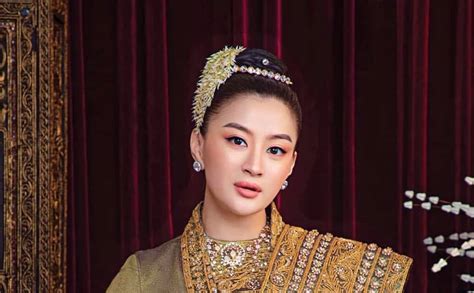 မြန်မာဒါန မြန်မာဒါန Added A New Photo