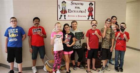 Photo Booth Set Up At Belfry Elementary News