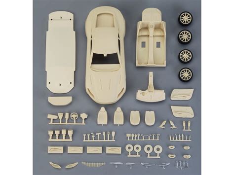 Resinový Model Auto Alpha Model Am02 0016 Aston Martin Db11 1 24