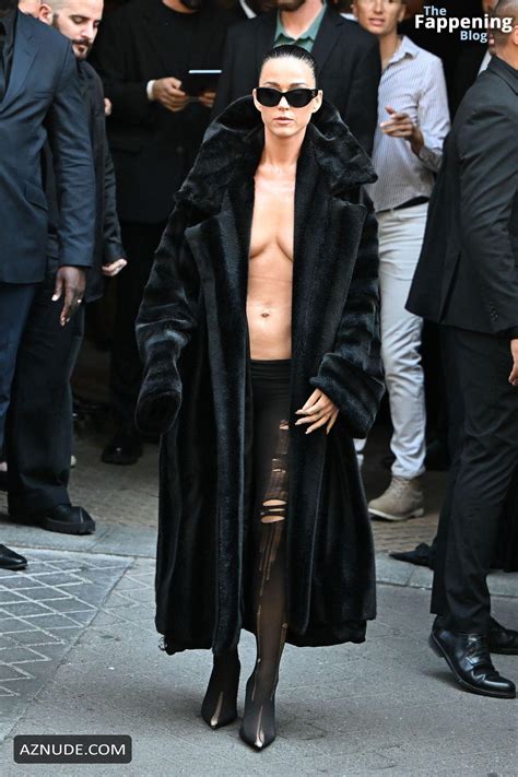 Katy Perry Stuns With Sexy Look At Balenciaga Show In Paris Aznude