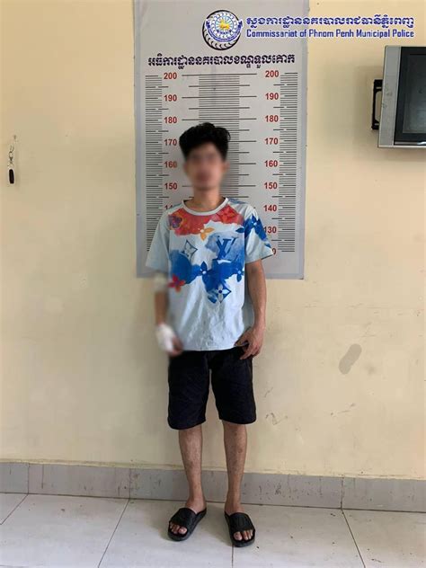 តុលាការ សម្រេច មិន ឃុំខ្លួន បុរស ជា ម្ចាស់ផ្ទះ ដែល ប្រើ កូនកាំបិត ចុង ស្រួច ការពារ ខ្លួន ចាក់