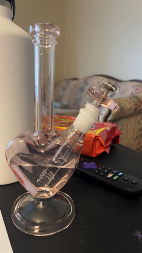 New Bong Shes A Beaut Rweed