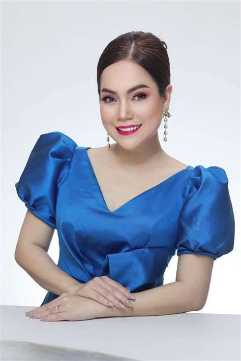 អាយុក្បែរ៤០ហើយ ខៀវ សានសាណា នៅតែស្អាតខ្ញង់ Khmerload Cambodia Latest News