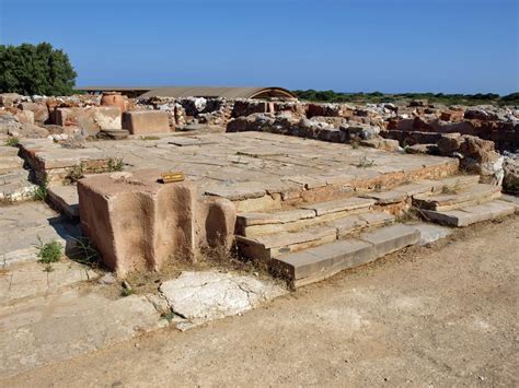 Minoan Crete The Palace Of Malia
