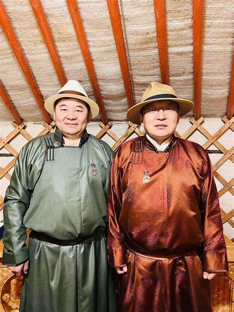 С Наранцогт On Twitter Аавынхаа төрж өссөн Дундговь аймгийн Эрдэнэдалай сумын түүхт 100 жилийн