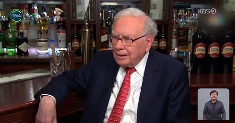 지구촌 더뉴스 버핏과의 마지막 점심246억 원에 낙찰