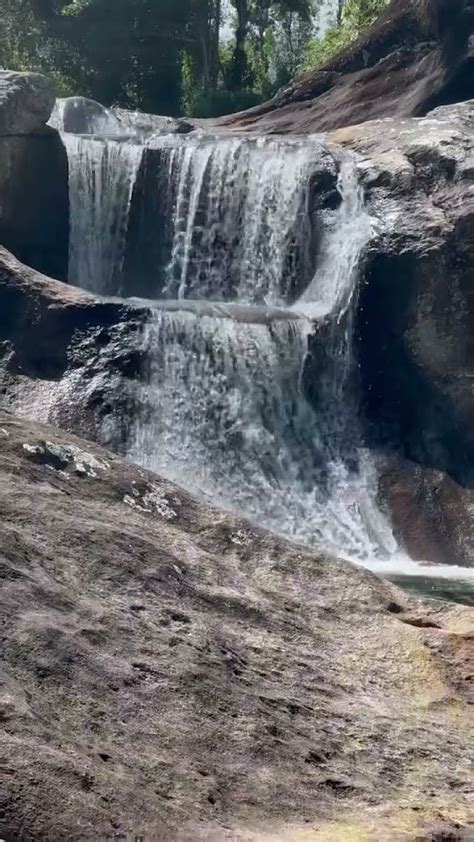 ඇල්ලේ ලස්සන Beautiful Waterfall Travel Viral Srilankatodayupdates Srilanka Nature