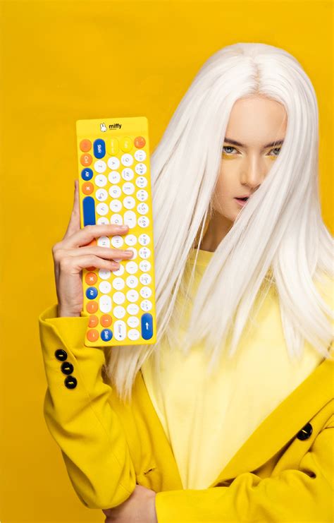 Miffy Miffy Mpc 002 Foldable Wireless Bluetooth Keyboard Yoho